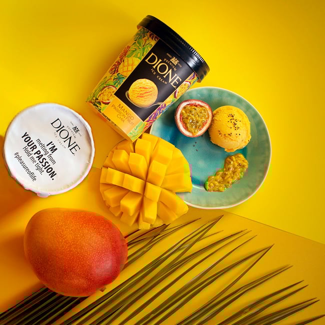 Dione Ovocná zmrzlina v kelímku s příchutí mango-maracuja a chia semínky