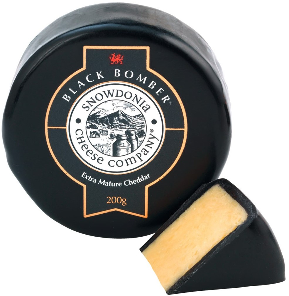 Snowdonia Cheddar black bomber extra uleželý sýr